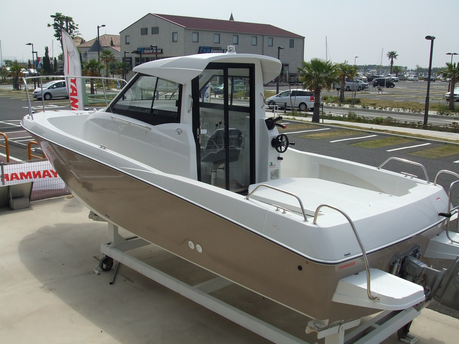 【FX24EZ】カタログ撮影 ｜ ヤンマーマリンブログ